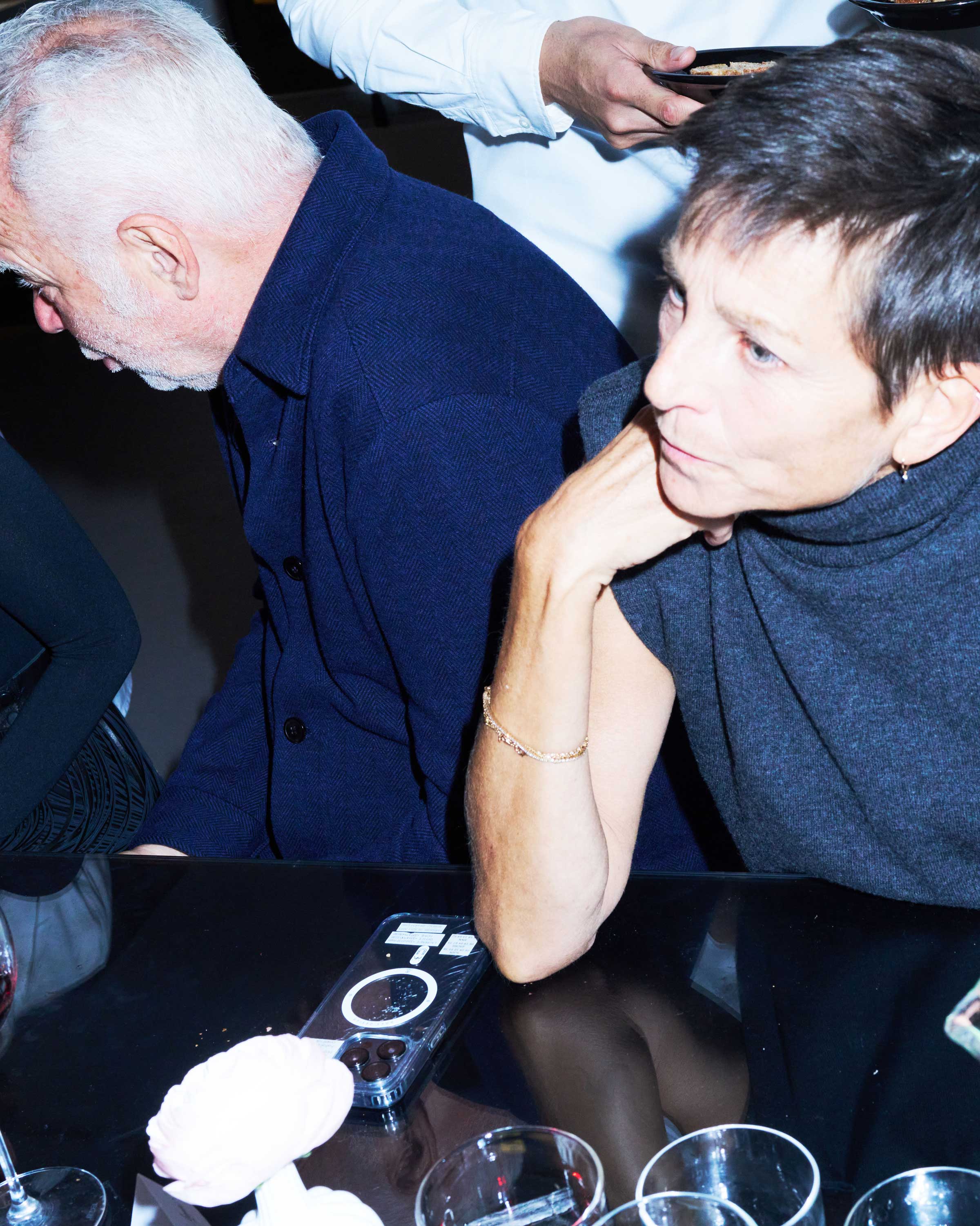 ALAÏA DE offiziell | Kleidung, Taschen, Schuhe und Accessoires